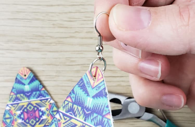 How to Make Leather Earrings {+ 3 Free Templates} | Marching North