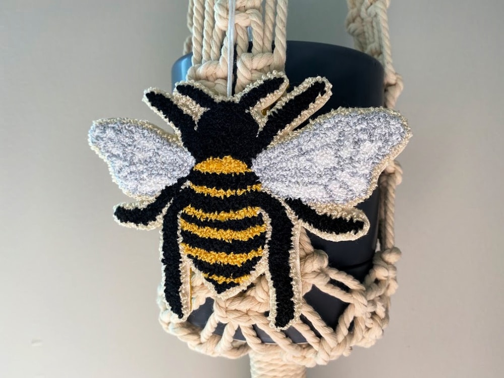 "Queen Bee" Free Punch Needle Pattern + Tutorial! | Marching North