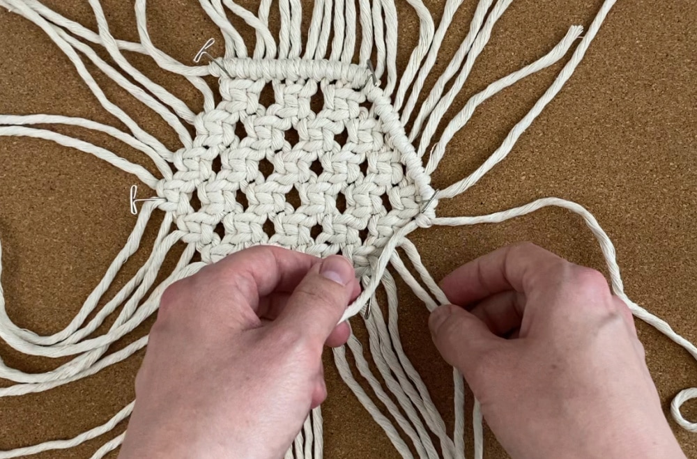 Hexagon Macrame Mug Coasters // Free Pattern + Video | Marching North