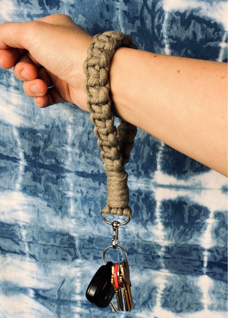 Macrame Wristlet Keychain DIY // Tutorial & Video! | Marching North