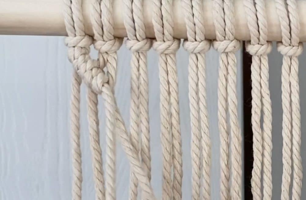 Macraweave Wall Hanging // Tutorial + Video! | Marching North