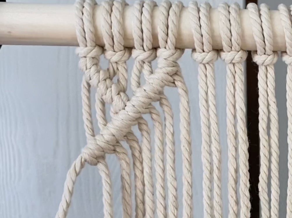 Macraweave Wall Hanging // Tutorial + Video! | Marching North