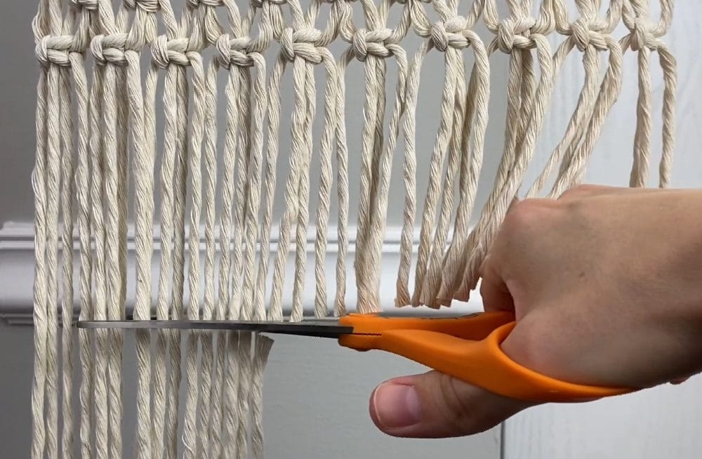 How to Make Boho Chic Macrame Placemats (with 2 knots!)