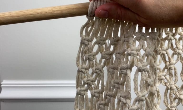How to Make Boho Chic Macrame Placemats (with 2 knots!)