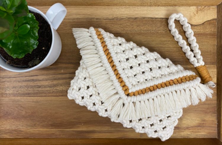 DIY Macrame Clutch Purse (Step by Step) | Easy and Elegant!