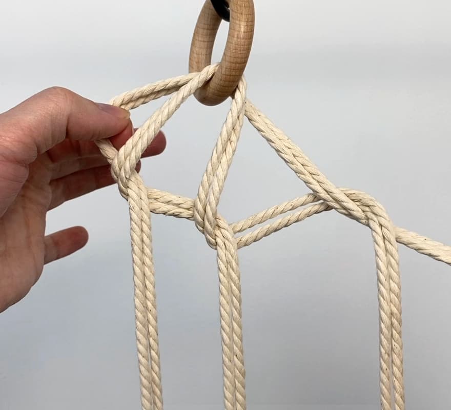 Chinese Crown Knot Macrame