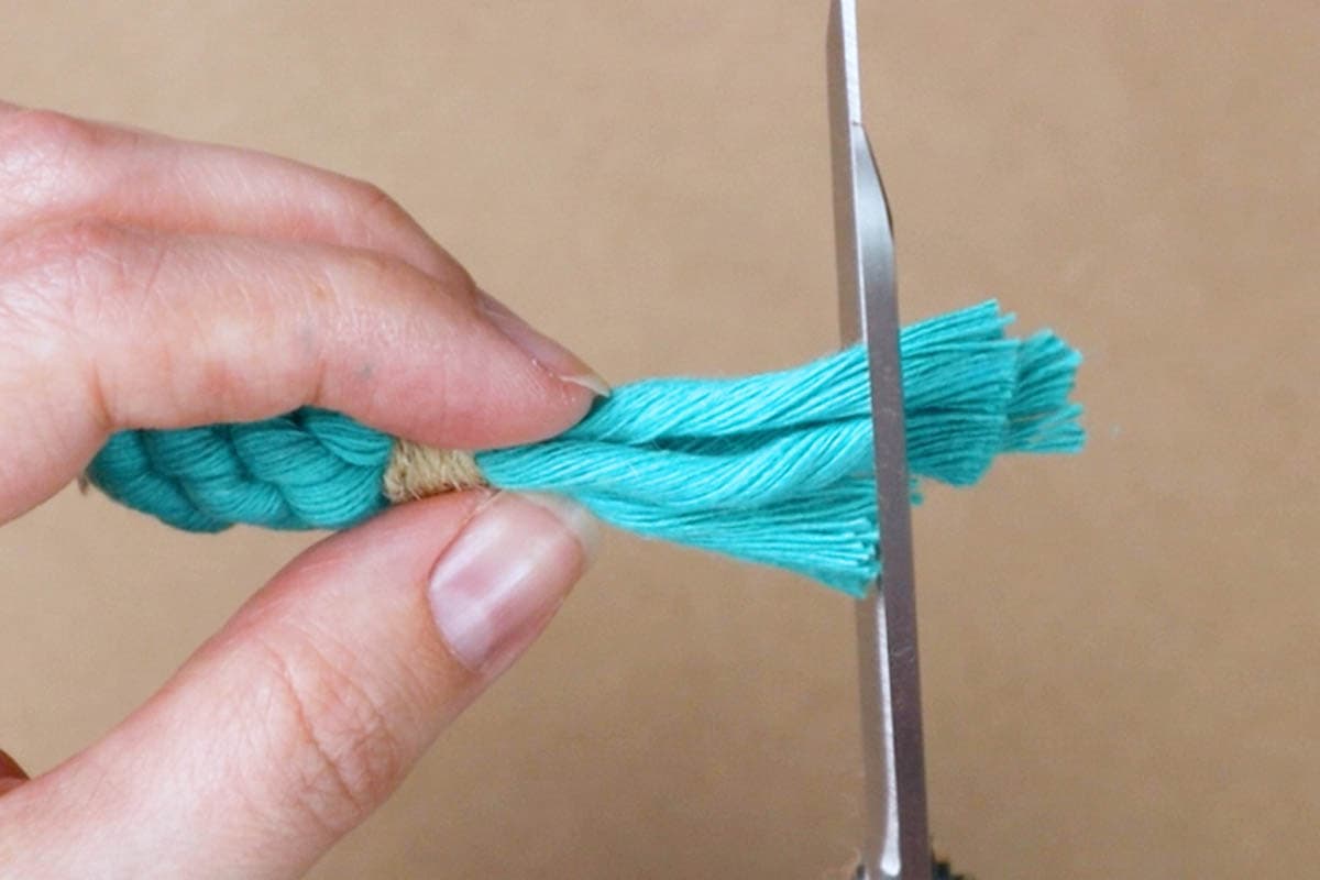 How to Make Macrame Earrings (+3 Free Patterns!) | Marching North