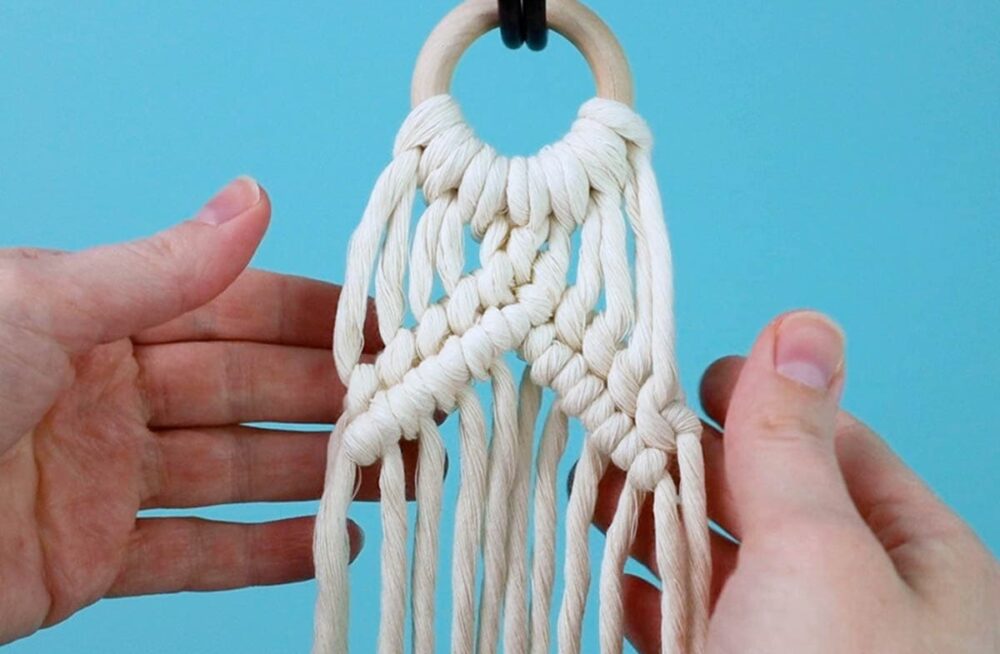 Free Macrame Hat Hanger Pattern (Easy DIY Tutorial!) | Marching North