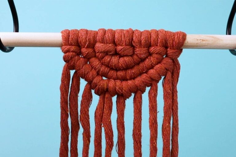 DIY Macrame Sunflower Wall Hanging (Tutorial & Video!) | Marching North