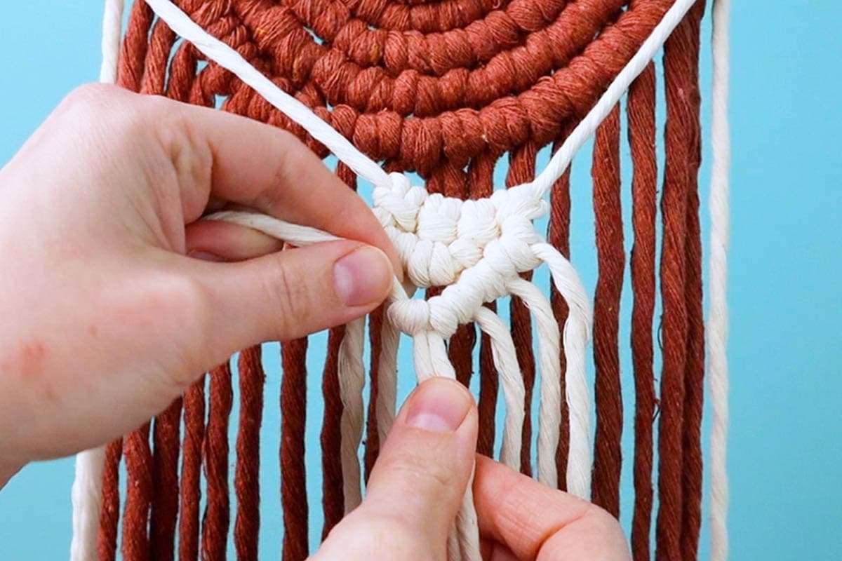 DIY Macrame Sunflower Wall Hanging (Tutorial & Video!) | Marching North