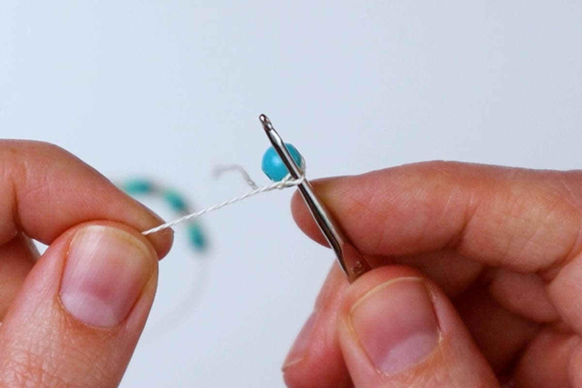 Easy Beaded Crochet Necklace (Free Pattern & Video Tutorial ...