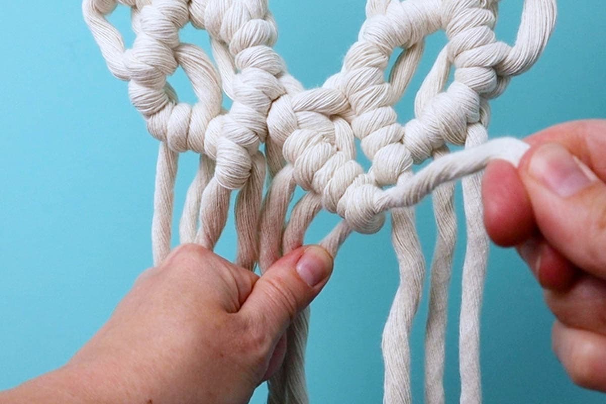 DIY Boho Macrame Wall Hanging with Tassels (Free Pattern!) | Marching North