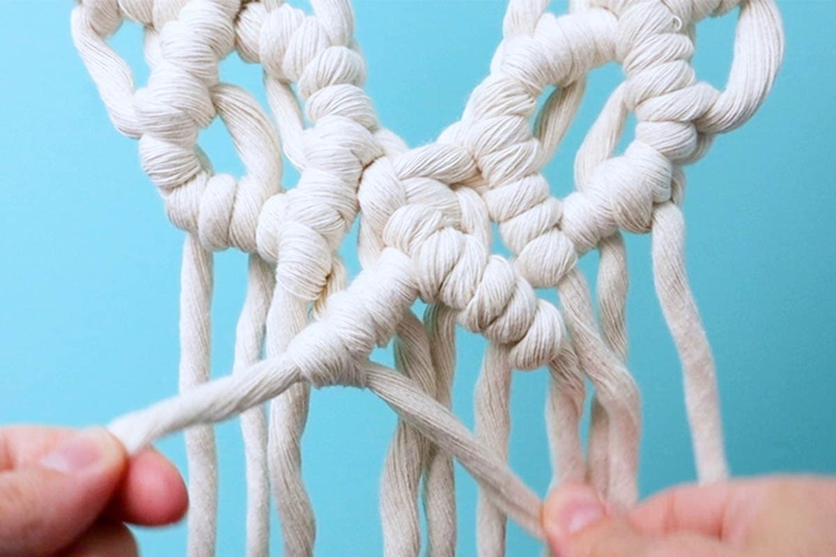 DIY Boho Macrame Wall Hanging with Tassels (Free Pattern!) | Marching North