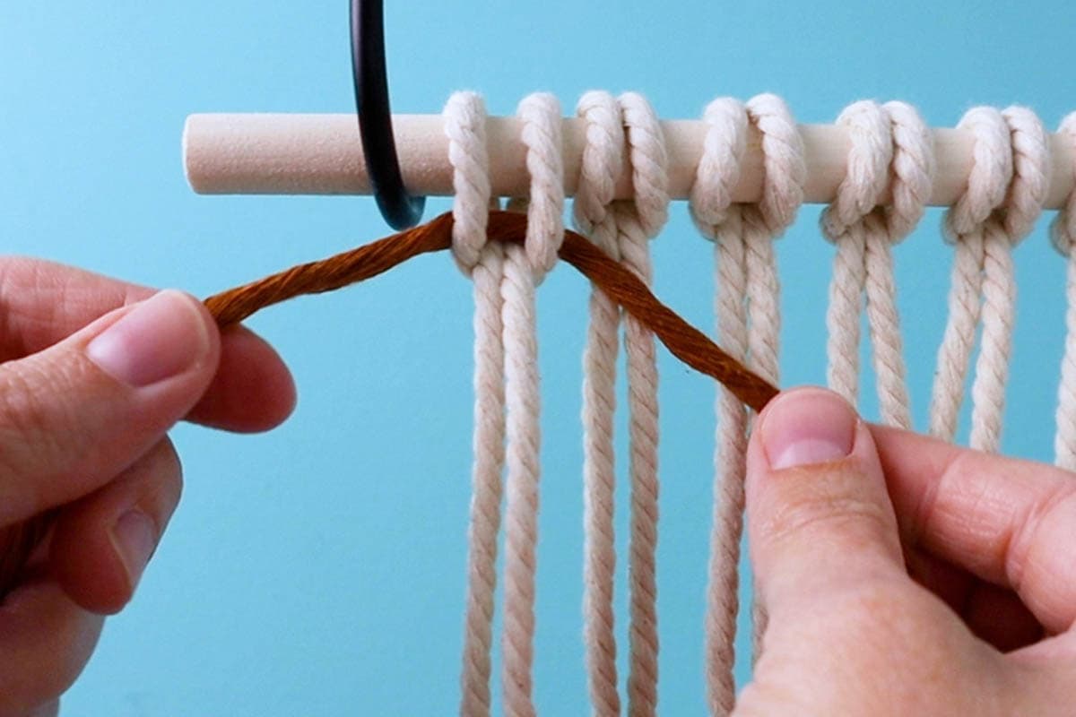 Easy & Colorful Macrame Wall Hanging (Free Pattern and Tutorial!) | Marching North