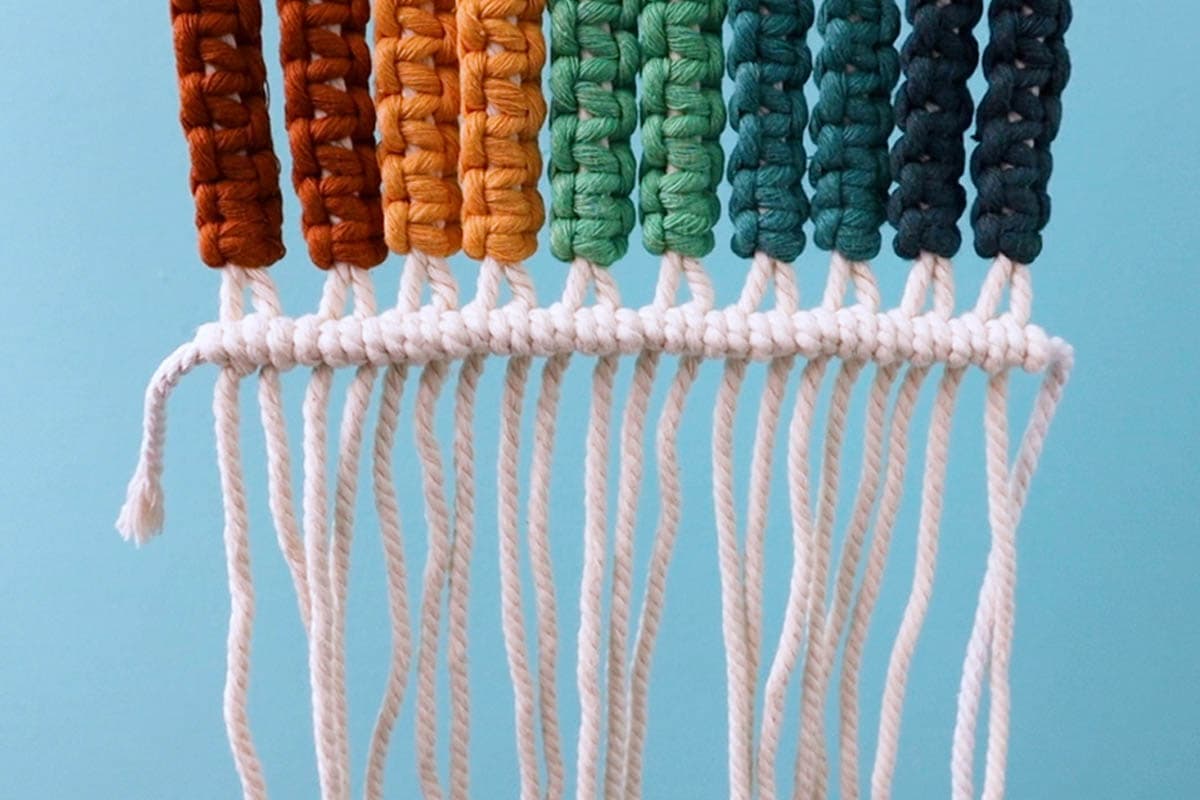 Easy & Colorful Macrame Wall Hanging (Free Pattern and Tutorial!) | Marching North