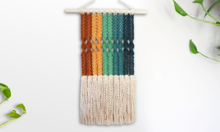 Easy & Colorful Macrame Wall Hanging (Free Pattern and Tutorial ...