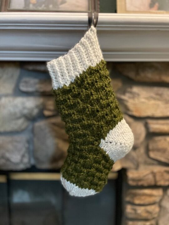 13 Festive Knitted Christmas Stocking Patterns | Marching North