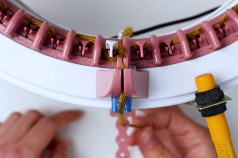 Easiest Knitting Machine Beanie Hat Pattern (Sentro, Jamit, or Addi ...