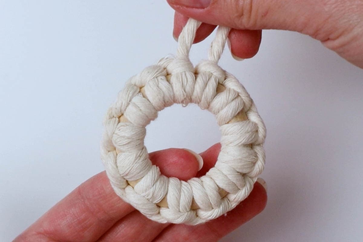 5 Boho DIY Macrame Christmas Ornaments | Marching North