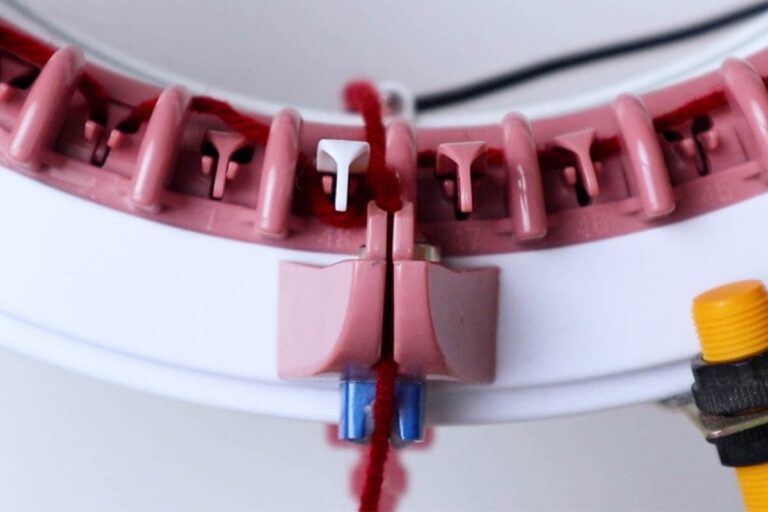 Free Twisted Knitting Machine Headband Pattern (Sentro, Jamit, or Addi ...