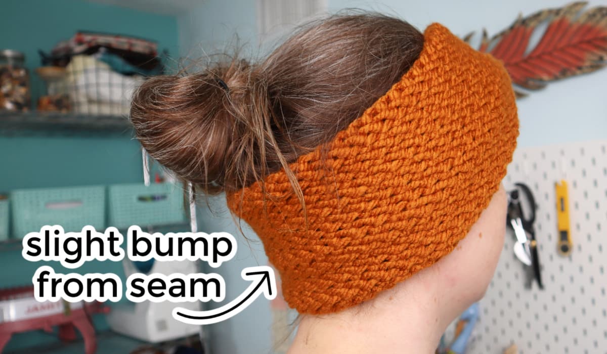 Free Loom Knit Headband Pattern (Crossed Ear Warmer!) | Marching North