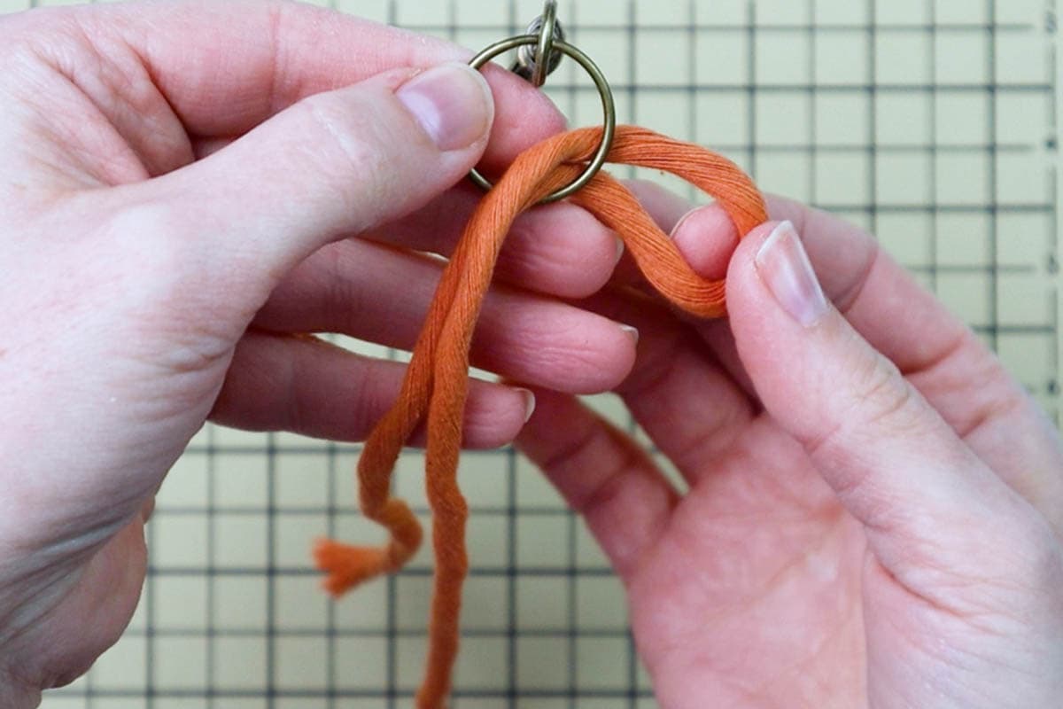 Easy DIY Spiral Macrame Keychain (Free Pattern!) | Marching North