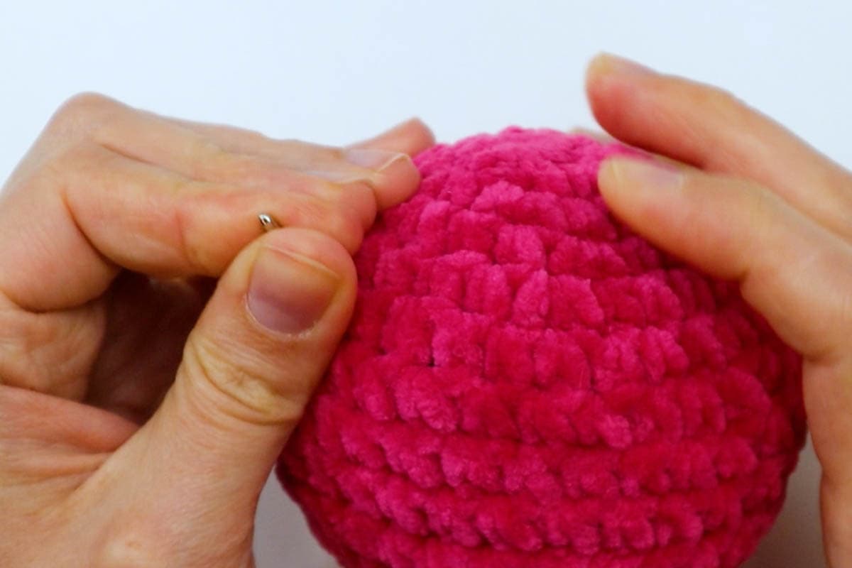 How to Crochet an Amigurumi Ball (Easy Free Pattern!) | Marching North