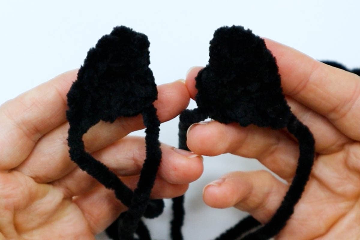 Free Crochet Pug Amigurumi Pattern (Cute Potato Dog!) | Marching North