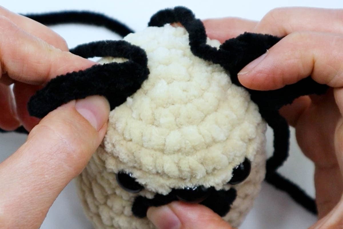 Free Crochet Pug Amigurumi Pattern (Cute Potato Dog!) | Marching North