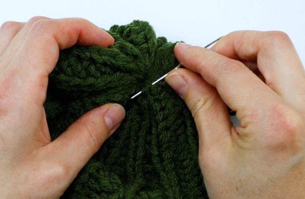 Easy Ribbed Loom Knit Beanie (Tutorial for Beginners!) | Marching North