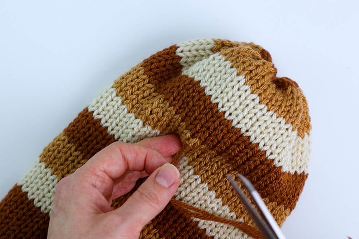 Free Striped Knitting Machine Hat Pattern (Reversible!) | Marching North