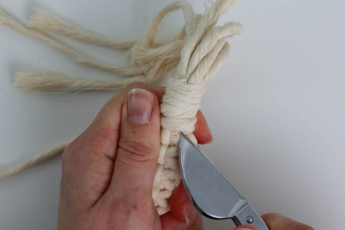 DIY Macrame Wristlet Keychain (2 Ways!) Easy Tutorial | Marching North