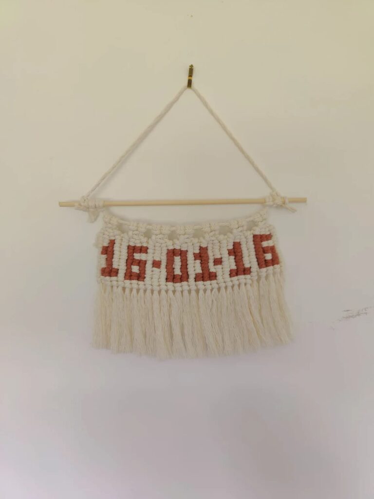 18 Cool DIY Macramé Pixel Art Ideas: Tutorials and Patterns! | Marching North