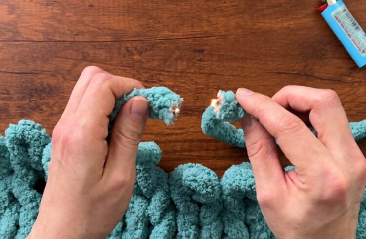 How to Finger Knit a Chunky Blanket Fast! (for Beginners) | Marching North