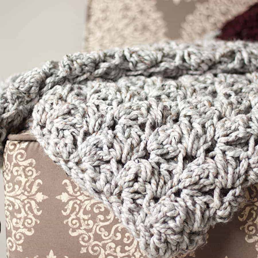 60+ Free Chunky Crochet Blanket Patterns | Super Bulky Yarn! | Marching ...