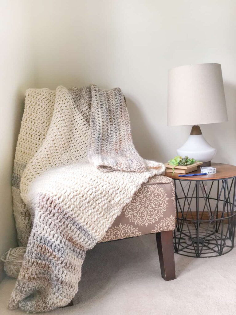 60+ Free Chunky Crochet Blanket Patterns | Super Bulky Yarn! | Marching ...