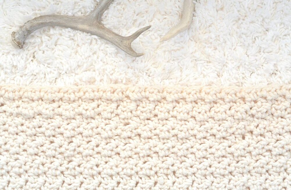 60+ Free Chunky Crochet Blanket Patterns | Super Bulky Yarn! | Marching ...