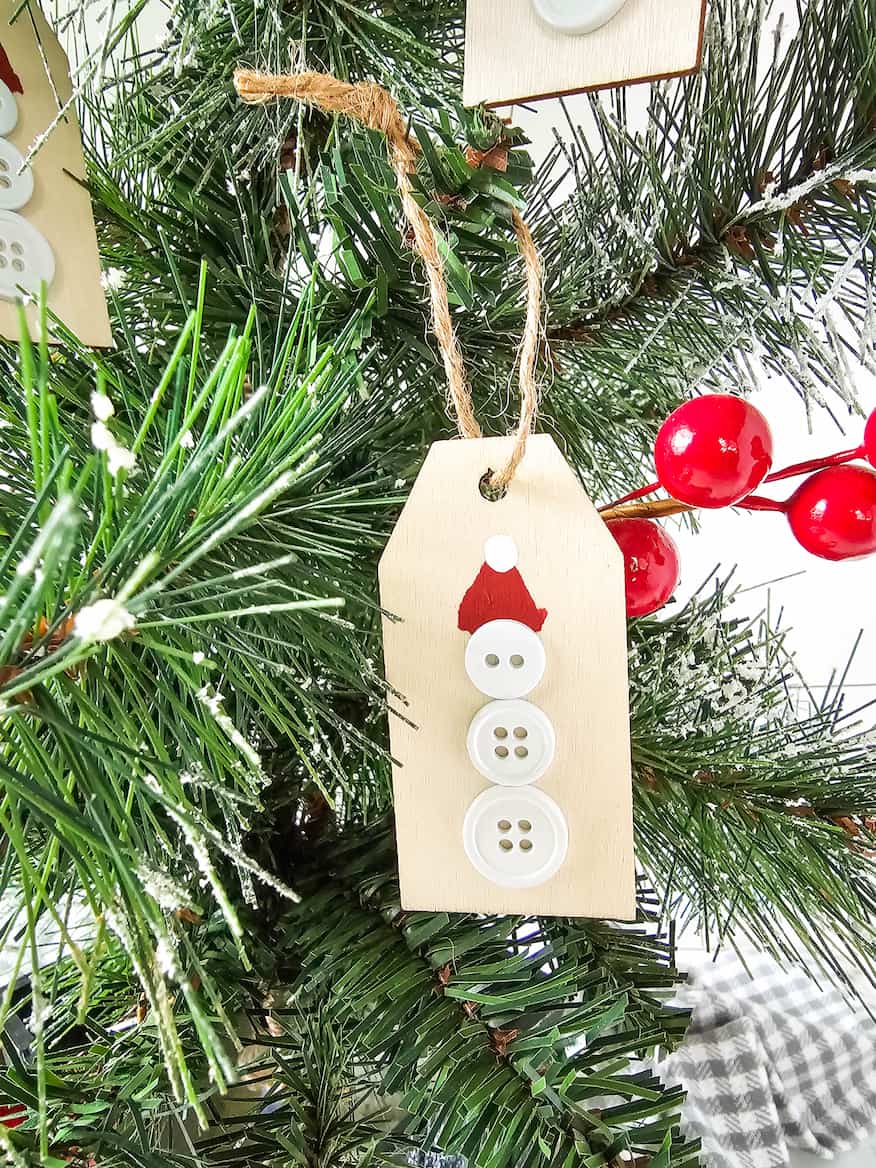 DIY Button Snowman Gift Tag Ornaments | Step-by-Step Tutorial ...