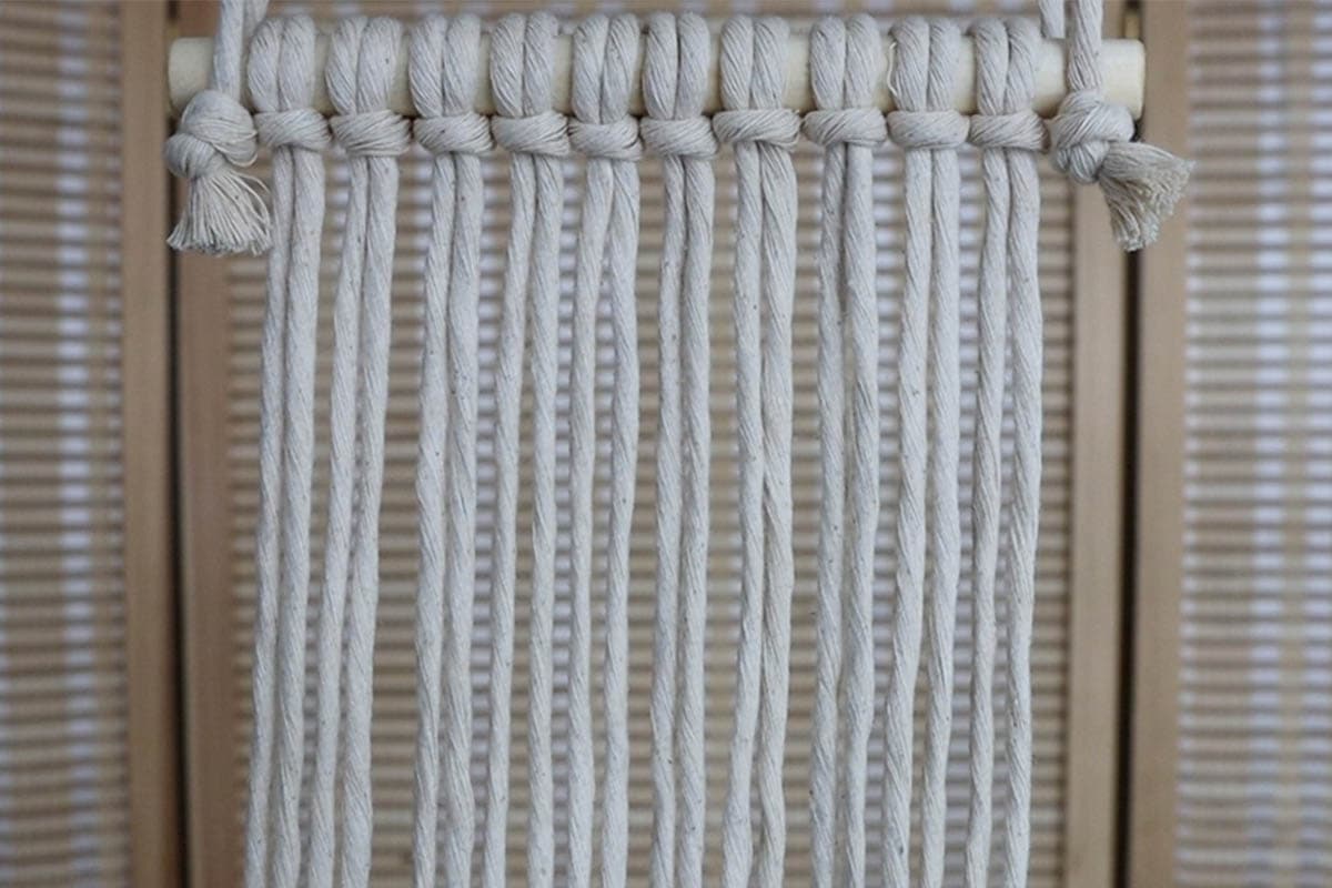 "Auda" Mini Macrame Wall Hanging - Free Pattern and Video! | Marching North