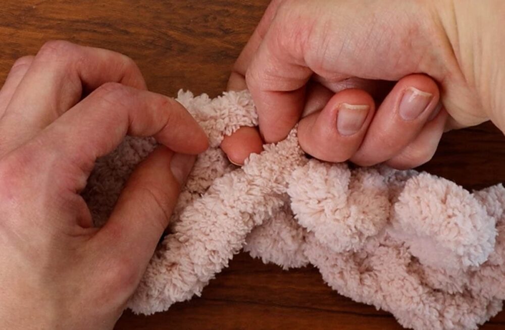 How to Hand Knit a Chunky Ribbed Blanket (Free Pattern & Video ...