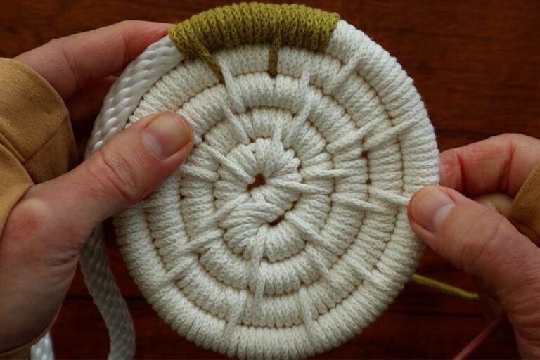 How to Make a Coiled Rope Basket (Easy DIY Tutorial for Beginners ...