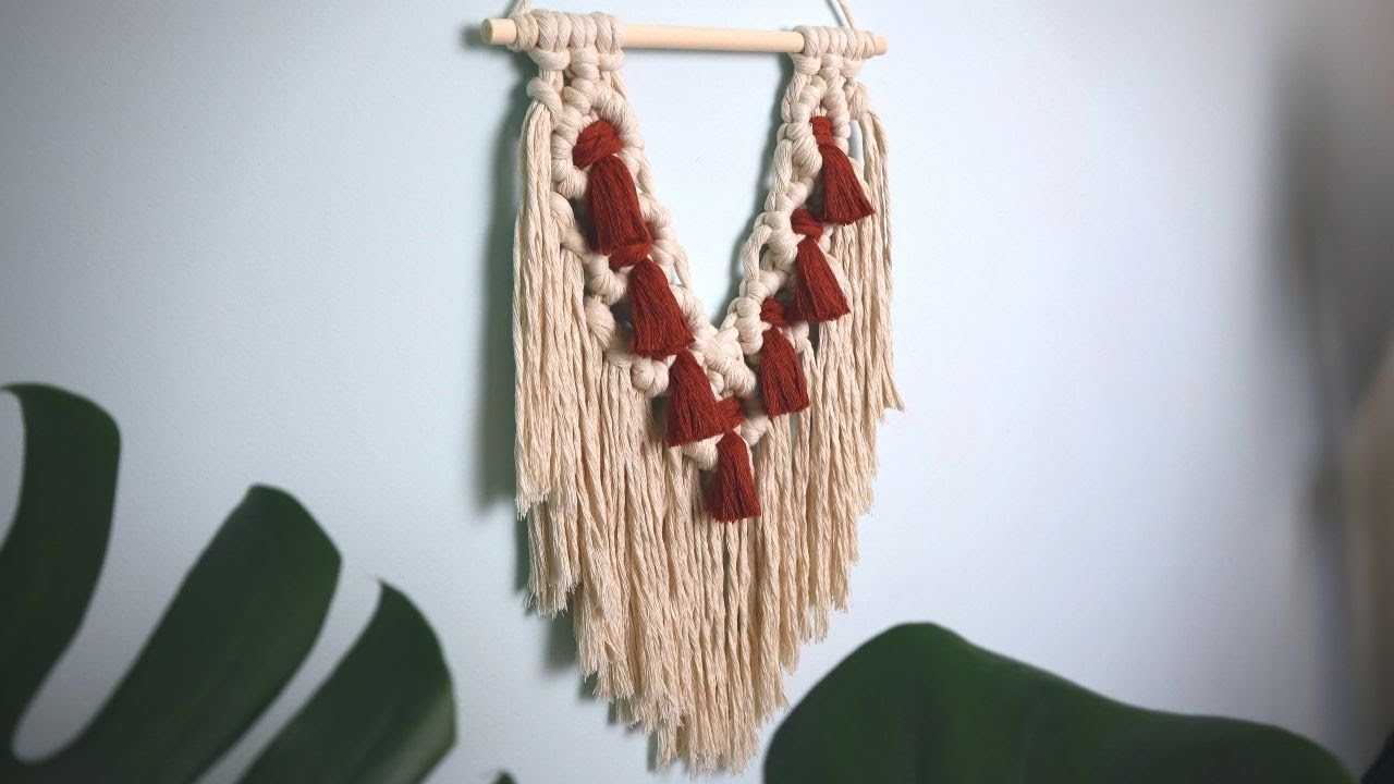 DIY Boho Macrame Wall Hanging with Tassels (Free Pattern!) | Marching North
